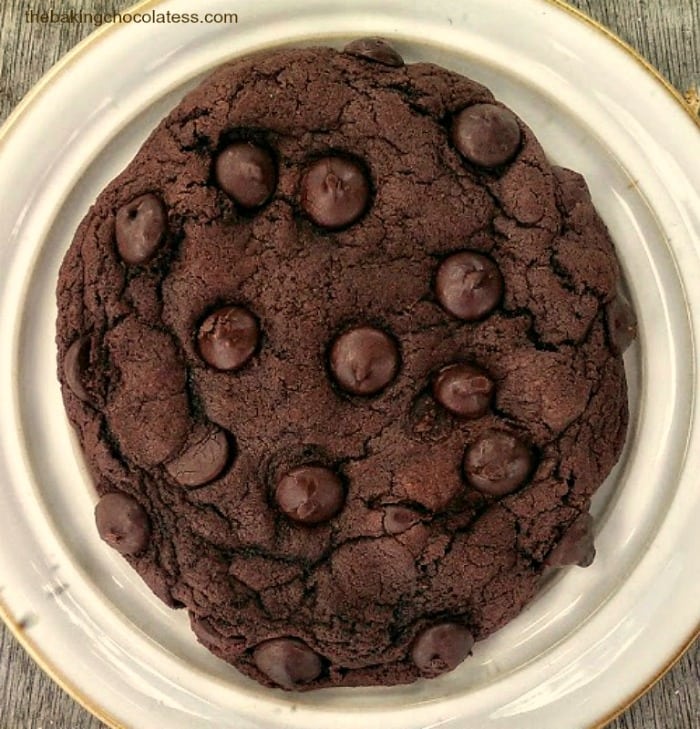 Extreme Chocolate Lovers Cake Mix Cookies {Recipe Makes 4 GIANT Cookies ...