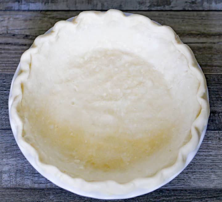 Easy Homemade Pie Crust Recipe - The Baking ChocolaTess