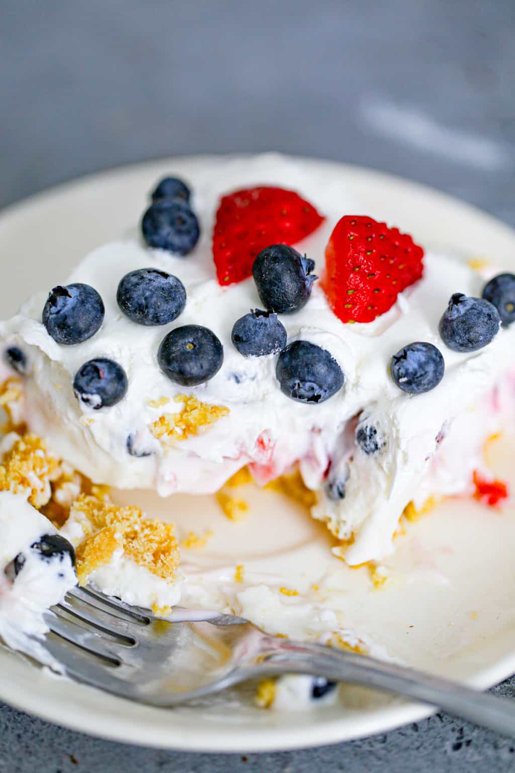 17 Irresistible Fluffy Desserts - The Baking ChocolaTess