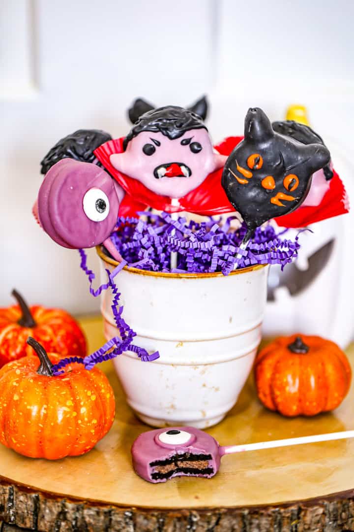 Halloween Oreo Pops - The Baking ChocolaTess
