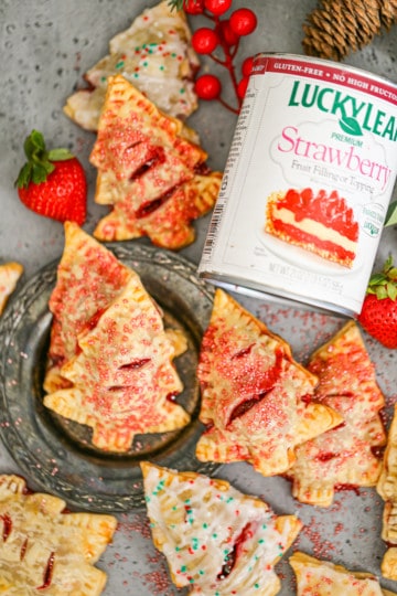 Make Christmas Tree Hand Pies with Lucky Leaf Fruit Filling - The ...