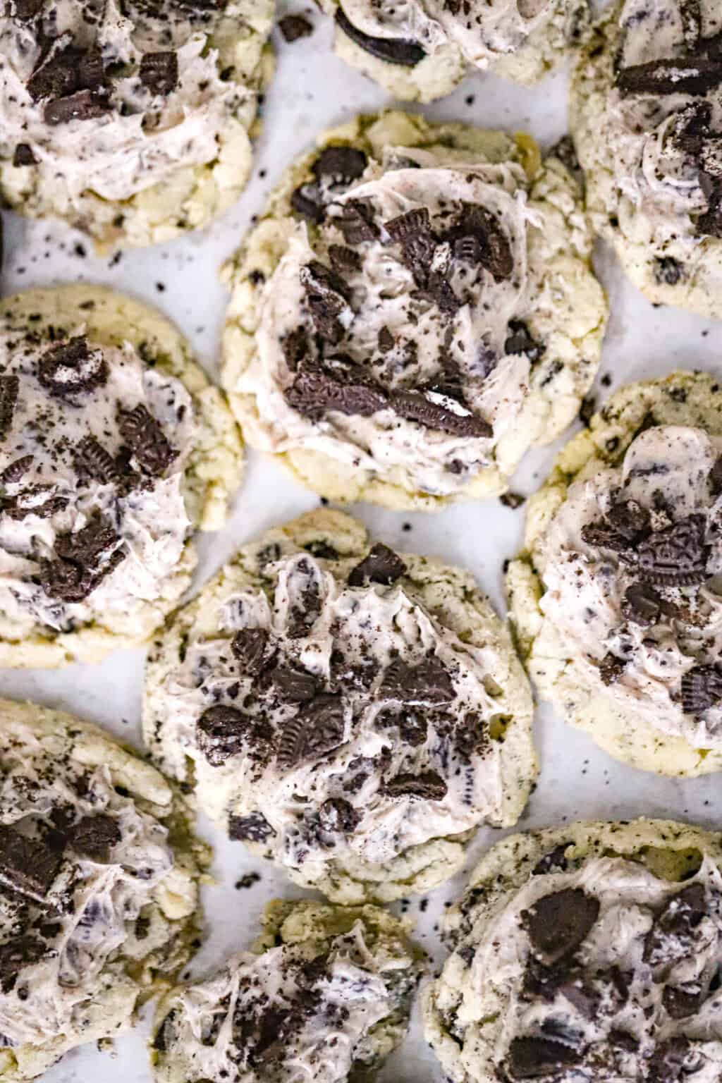 Oreo Cookies with Frosting: A Delicious Twist - The Baking ChocolaTess