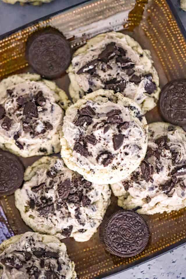 Oreo Cookies with Frosting: A Delicious Twist - The Baking ChocolaTess